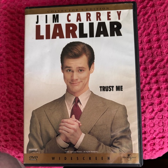 Universal | Media | Universal Liar Liar Dvd With Jim Carrey Collectors ...